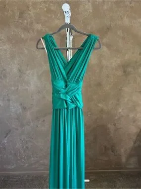 Halston Heritage | Dresses | Designer Halston Aritzia Sleeveless ...